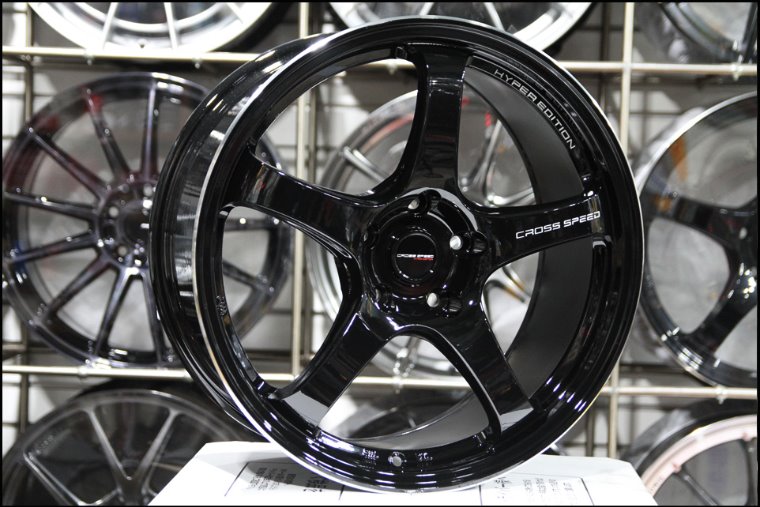 [K3 GT] 휠튜닝 핫스터프 CR5 크로스스피드 글로스블랙 18인치 아이박 다운스프링